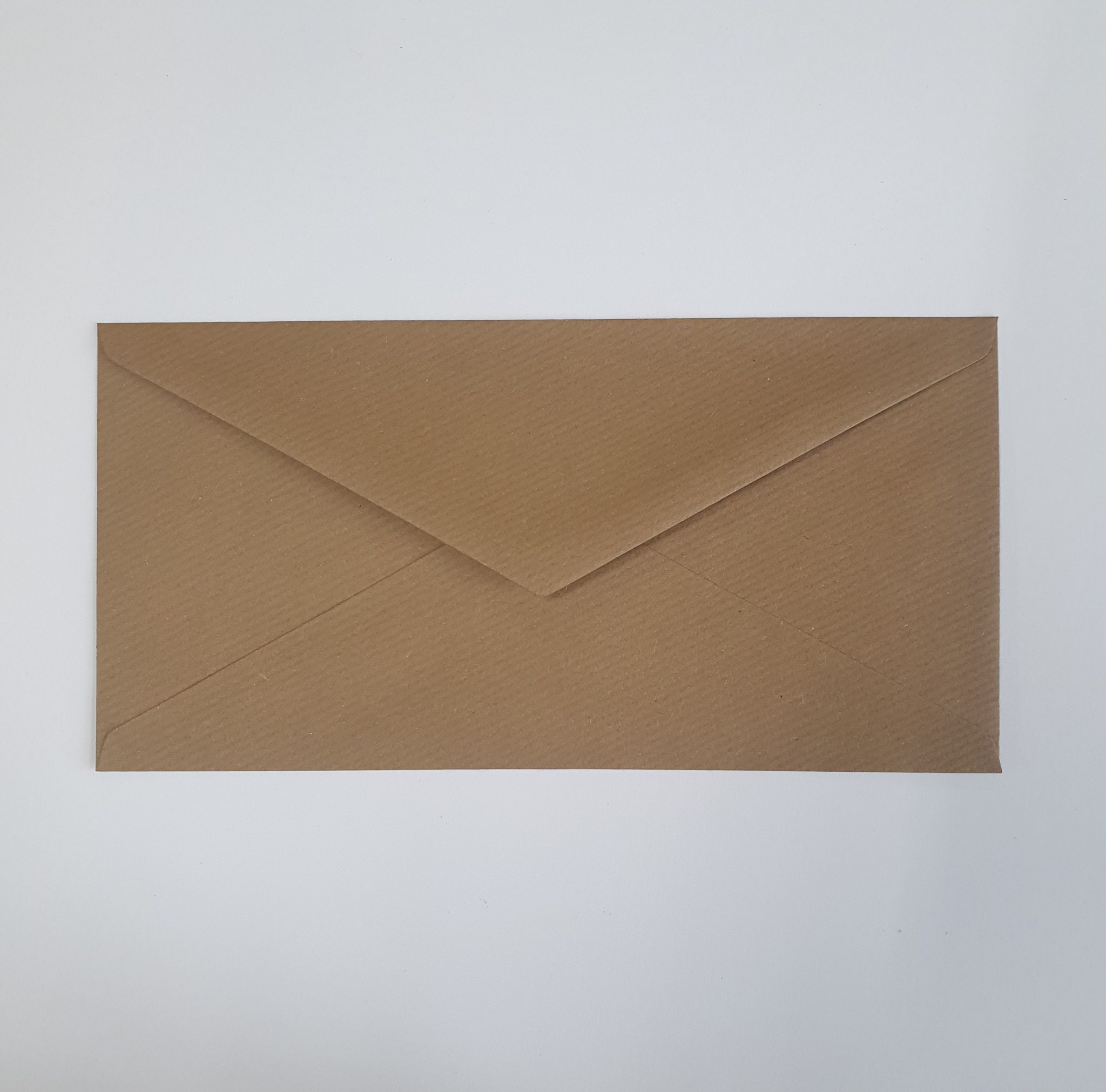 DL 110 x 220mm Brown Ribbed Kraft Envelopes 100gsm Gummed Diamond Flap ...